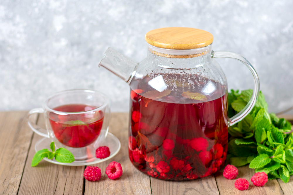 Women Should Know! 10 Proven Benefits Raspberry Leaf Tea - HansCo